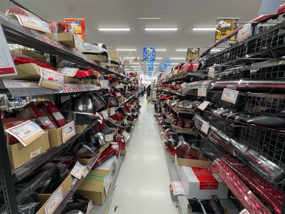 Visited Upgarage Yokohama Machida main branch | Japan Car Lovers