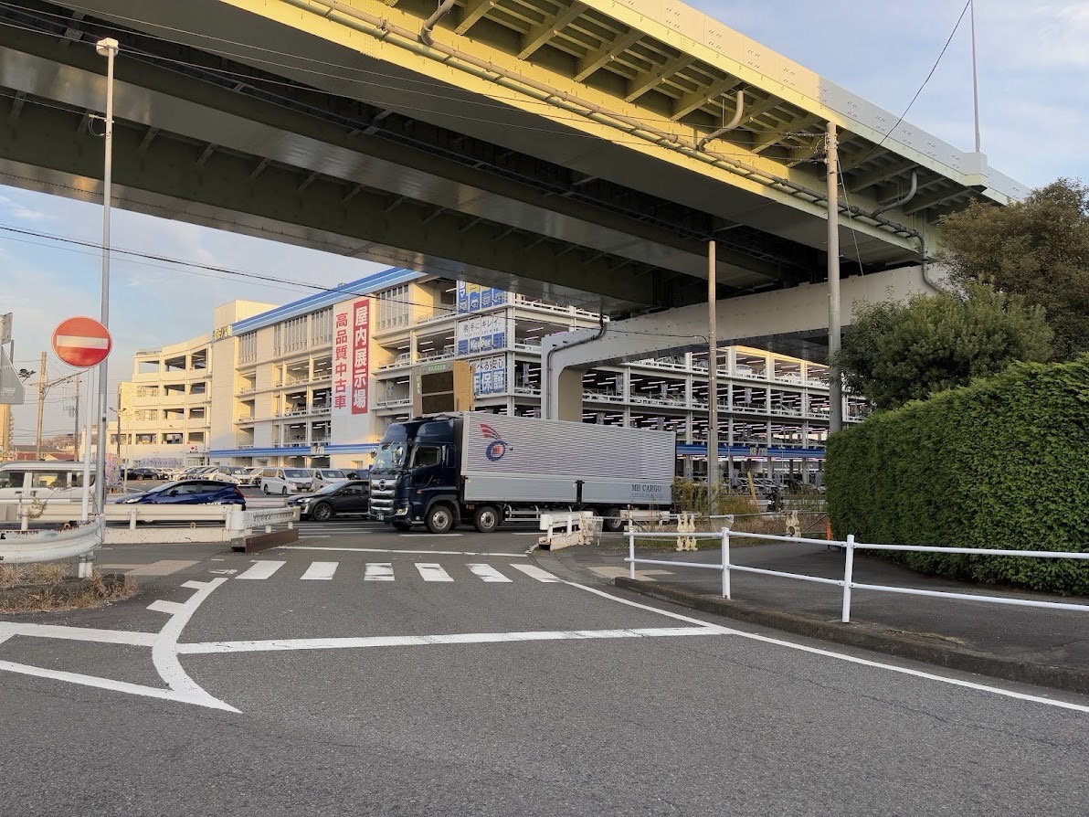 Visited Upgarage Yokohama Machida main branch | Japan Car Lovers